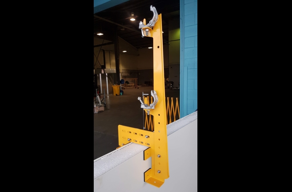 Parapet & Slab clamp